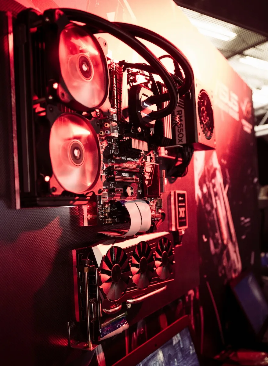 GPU Server vs Workstation: How They Differ and When to Upgrade